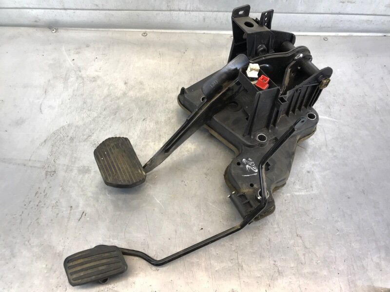 Блок педалей Citroen C5 DC EW10J4 2001-2004 4501Z7