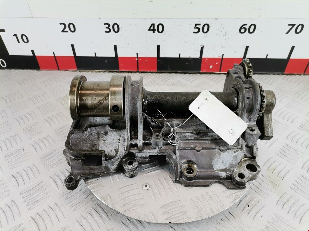 Балансировочный вал Volkswagen Polo 4 045103303A арт. 1542870