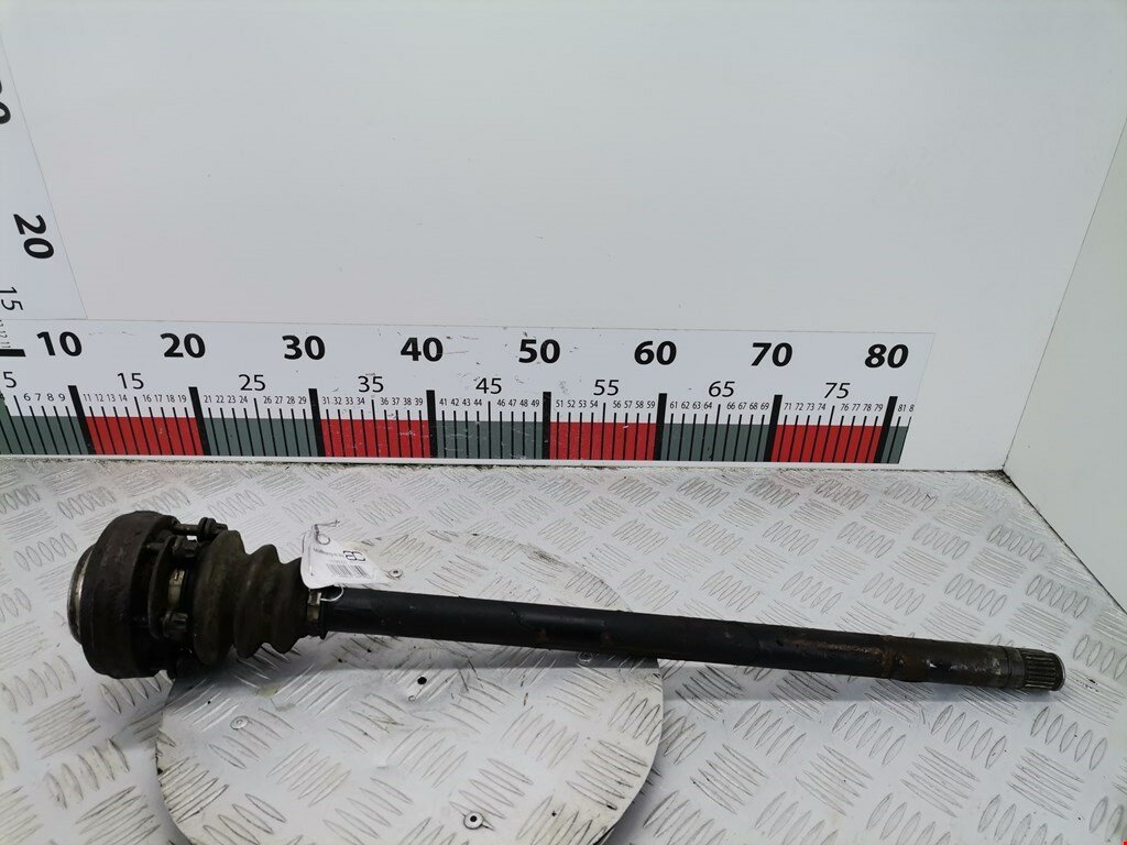 Полуось задняя правая (приводной вал шрус) BMW 3-Series (E90/E91/E92/E93) 33217523960 арт. 1038050