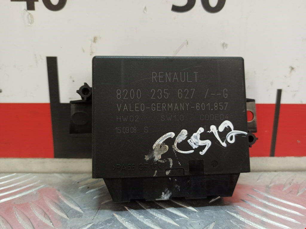 Блок управления парктрониками Renault Espace 4 8200235627 арт. 1535649