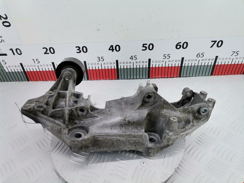 Кронштейн генератора Renault Espace 4 117103703R арт. 1645964