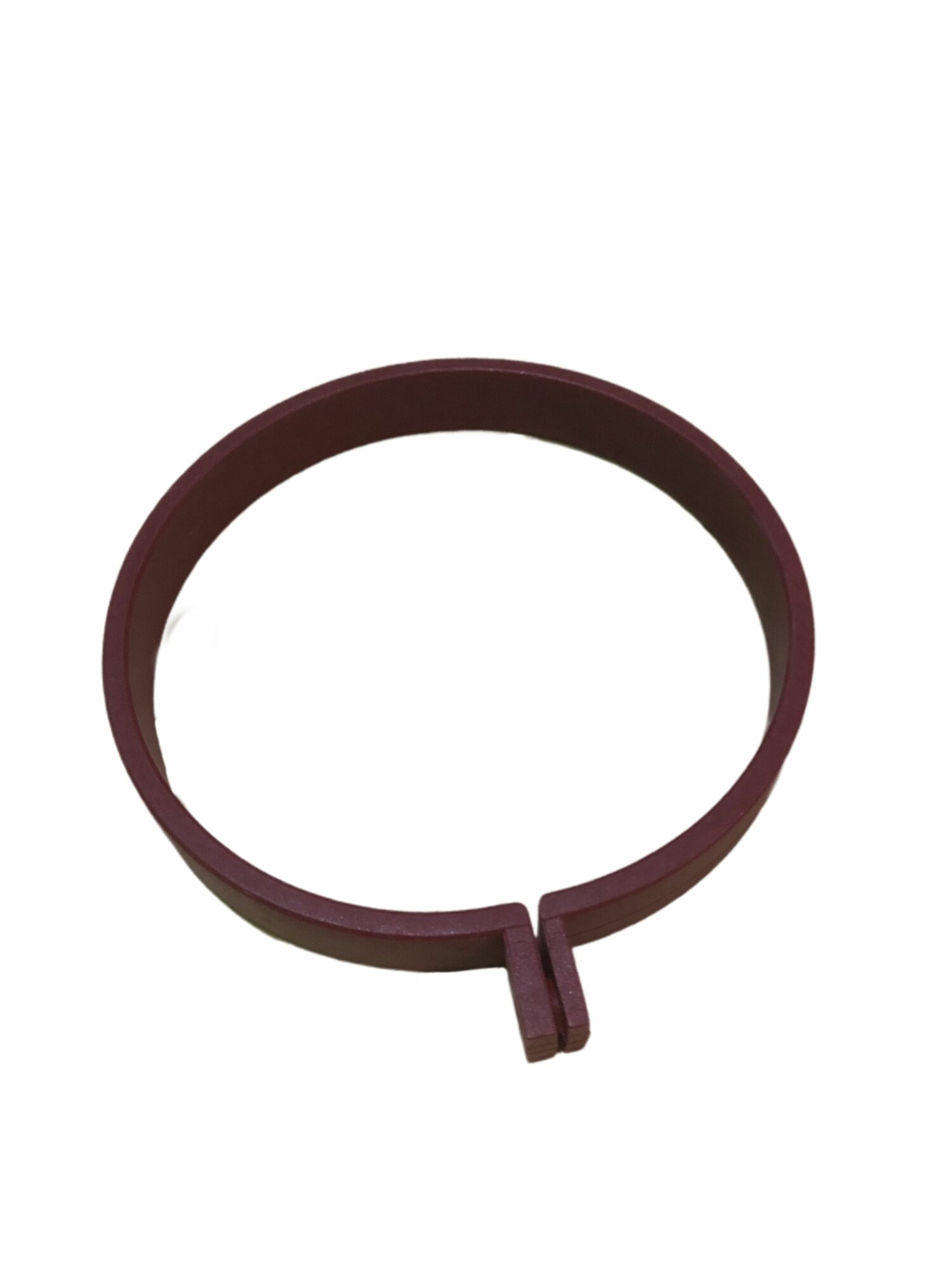 Хомут пластиковый для чайника MONTE CARLO, бордовый , диаметр 105мм.