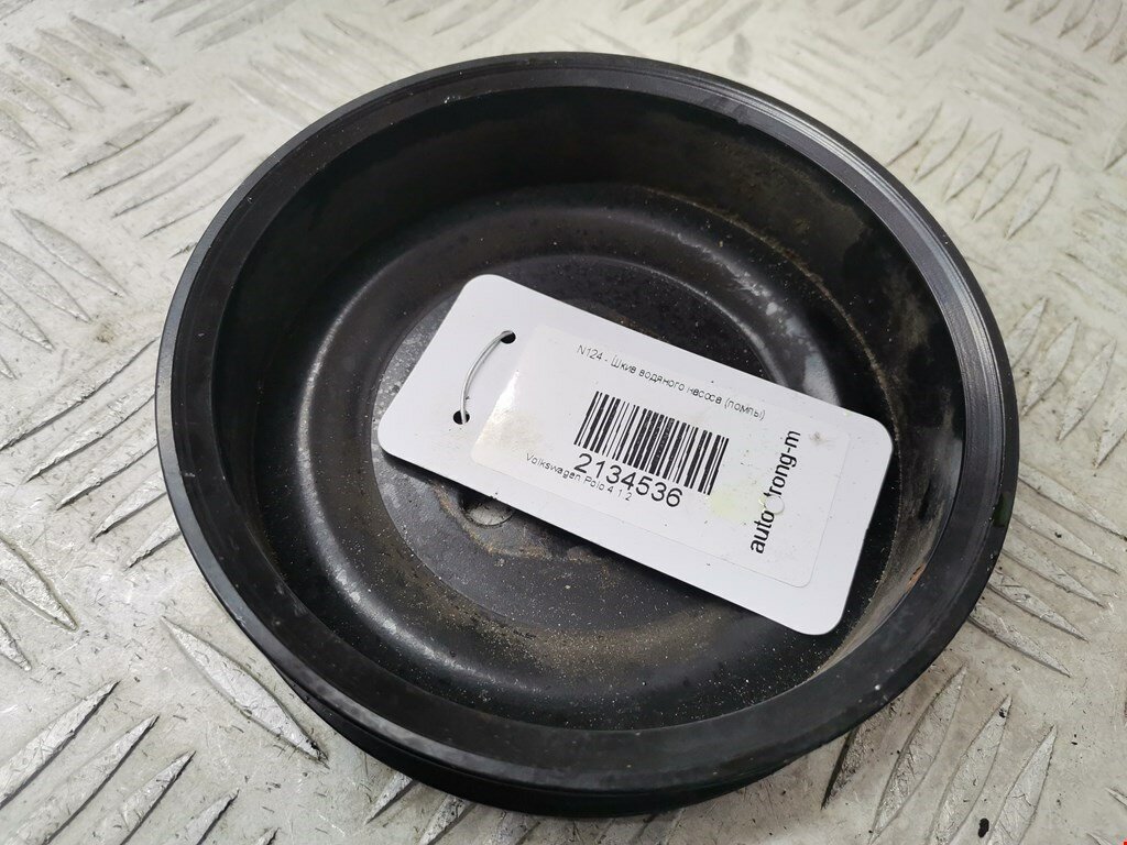 Шкив водяного насоса (помпы) Volkswagen Polo 4 03D121028B арт. 2134536