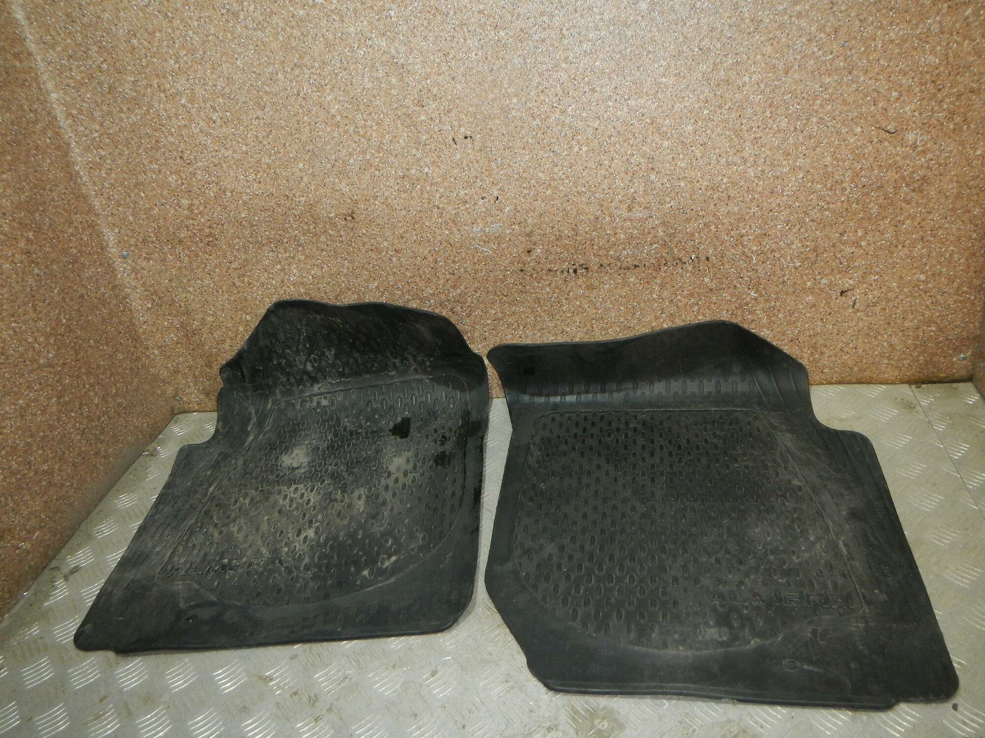 Б/У Коврики салона (комплект), Nissan (Ниссан)-ALMERA N16 (00-06) NISSAN ALMERA N16 (00-06) На седан,02- Б/У. 474008 NISS...