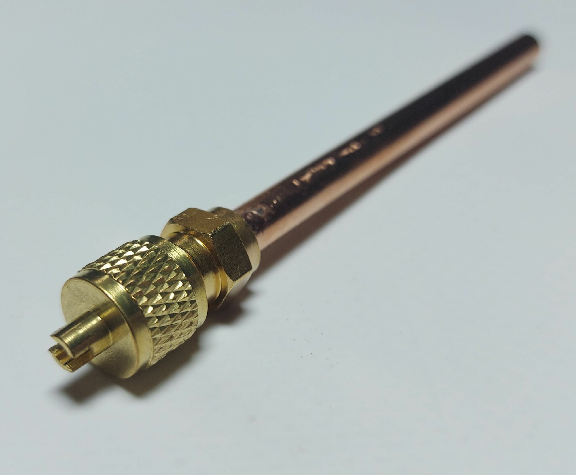 Клапан Шредера 1/4" 85 мм заправочный сервисный штуцер