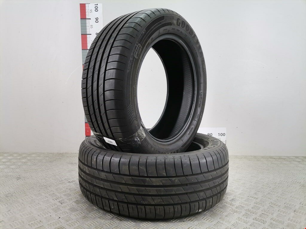 Шины BMW X1 (F48/F49) 225/55R17 арт. 2216404