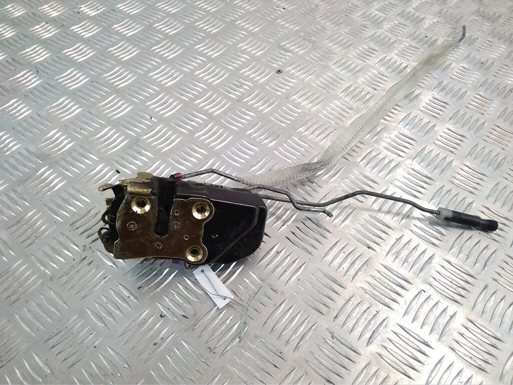 Замок двери передней правой Chrysler PT Cruiser 5027960AI арт. 508160