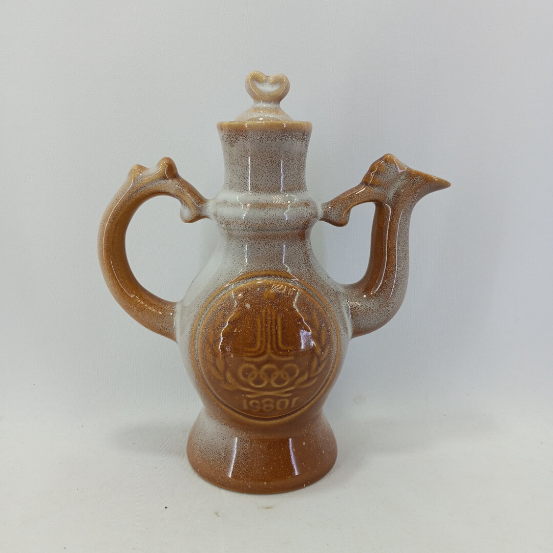 Кувшин винный "Олимпийские игры Москва 1980", высота 23 см, керамика, Воронежский КЗ, СССР