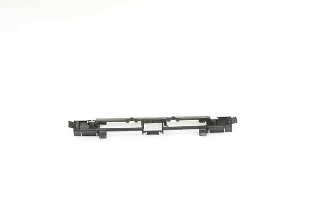 Заглушка передняя отверстия крепления багажника для Опель Астра, Зафира арт BSG65922091 BSG AUTO PARTS