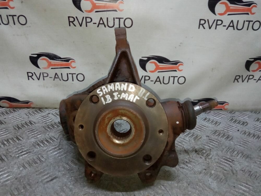 Кулак передний левый Iran Khodro Samand 1.8 2004011