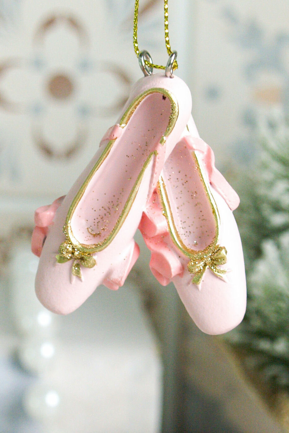 Ёлочная игрушка розовые пуанты, полистоун, 6 см, Goodwill MC38392