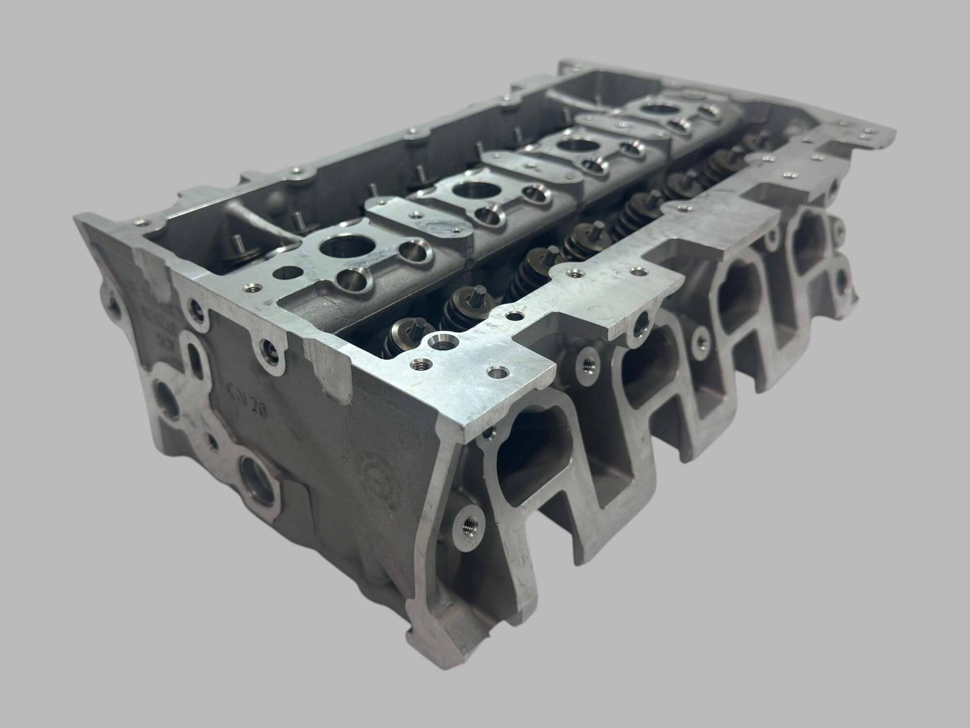 Головка блока цилиндров Volkswagen CWV, CWVA, CWVB в сборе