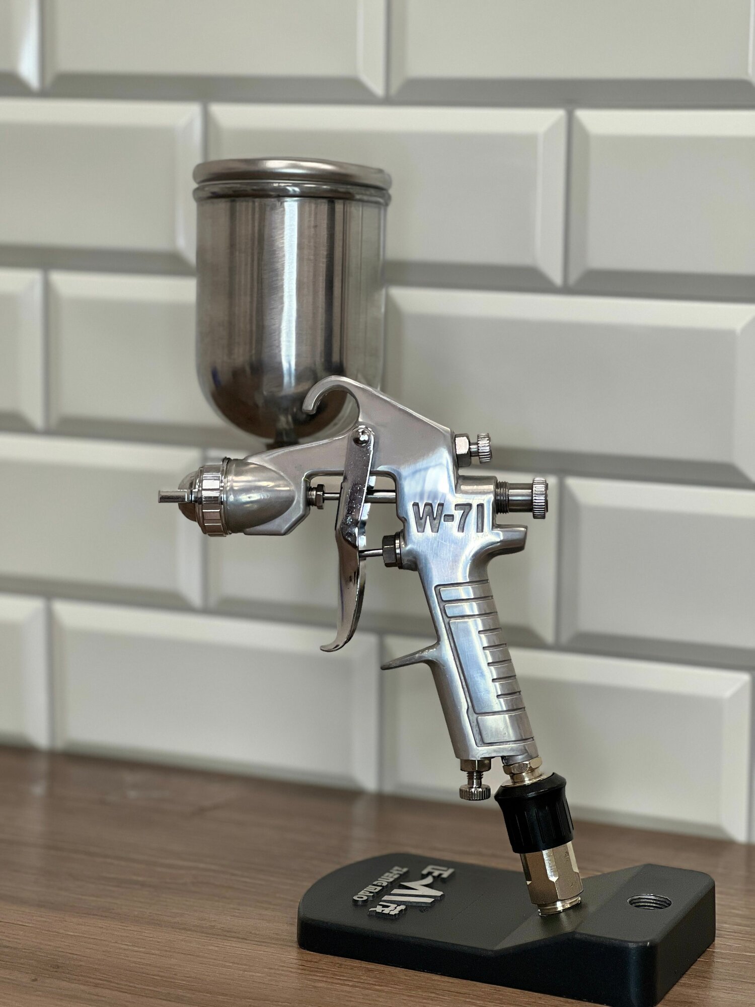 Краскопульт пневматический W-71 дюза 1.5 мм LVLP низкое давление (Аналог IWATA W-71)