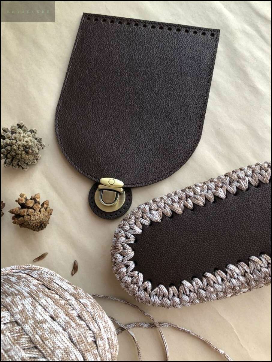 Дно для сумки на ножках белого цвета из искусственной кожи 10*22 см. Основание клатча и косметички