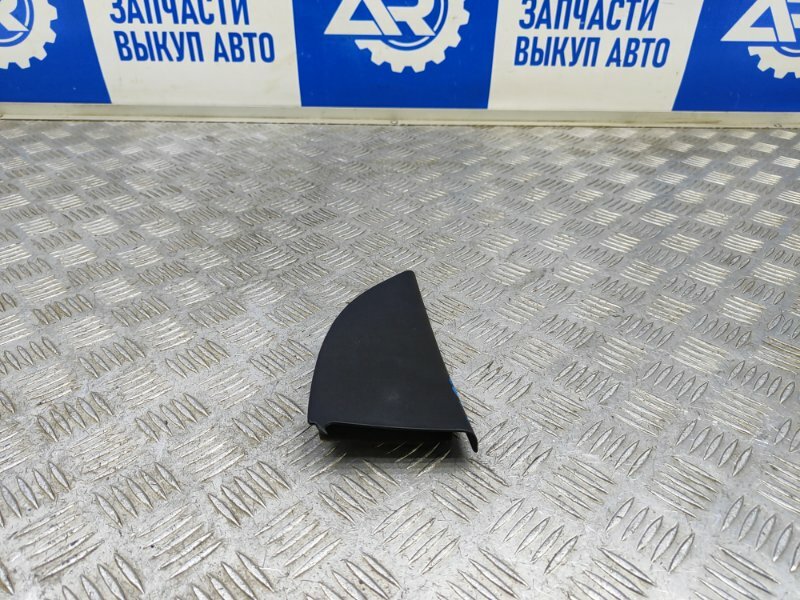 Б/У Уголок двери внутренний Hyundai Sonata 4 EF / Хендай Соната 4 EF 2.7 G6BA 172 Л.С 2005 задн. лев.