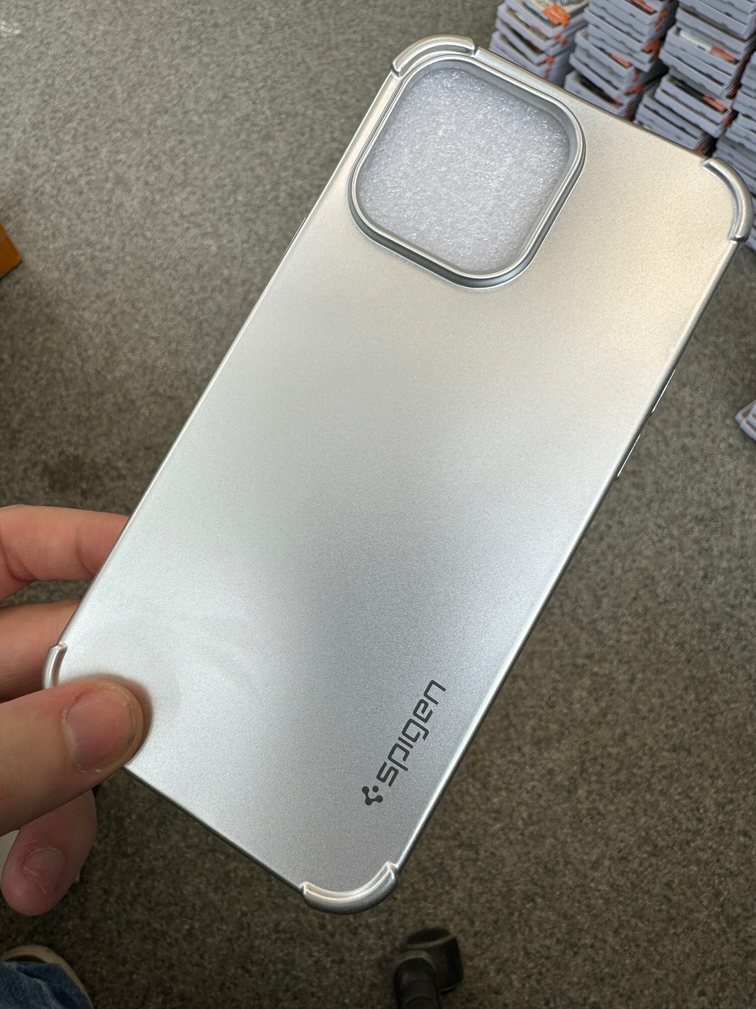 Чехол панель накладка бампер MyPads SPIGEN для iPhone 14 Pro Max тонкая силиконовая крышка серебристая