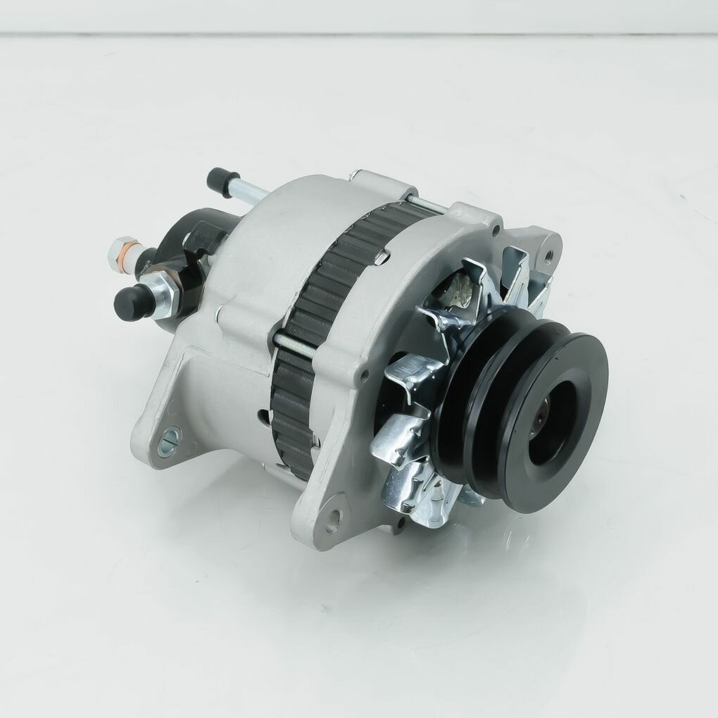 Генератор 24V NISSAN ATLAS TD23-27, TD42, BD30 вакуумник мален, 2 клиновой, фишка овальная на 2 контакта, KRAUF