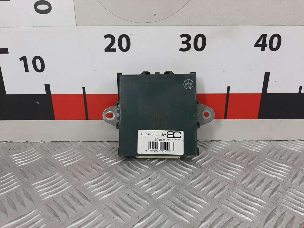 Блок управления парктрониками Lexus IS 2 (XE20) 8967053120 арт. 1101008