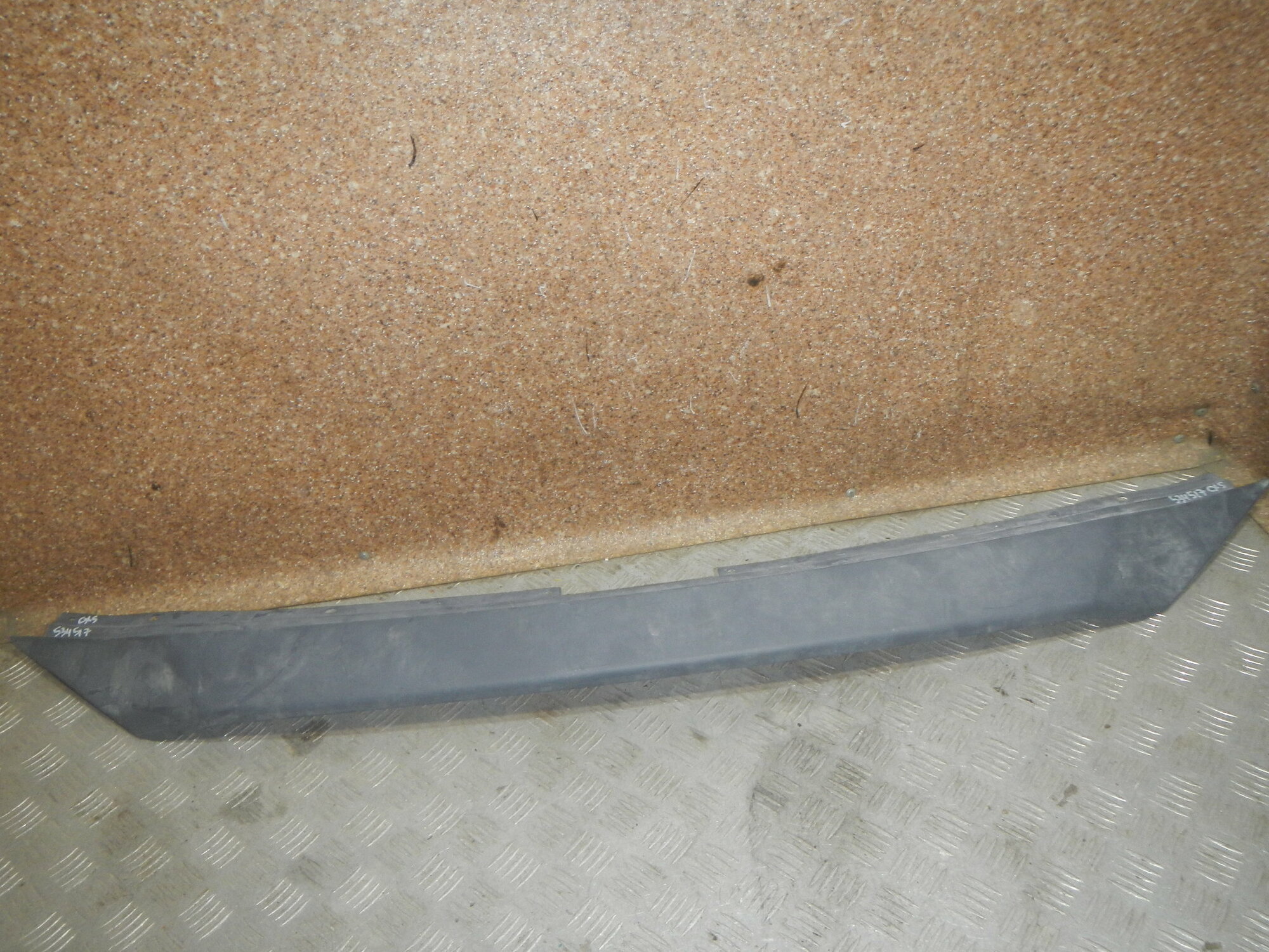 Б/У Накладка на решетку радиатора, Mazda (Мазда)-CX-5 (17-) MAZDA CX-5 (17-) Sailing Дубликат, царапины. 534517 MAZDA арт...