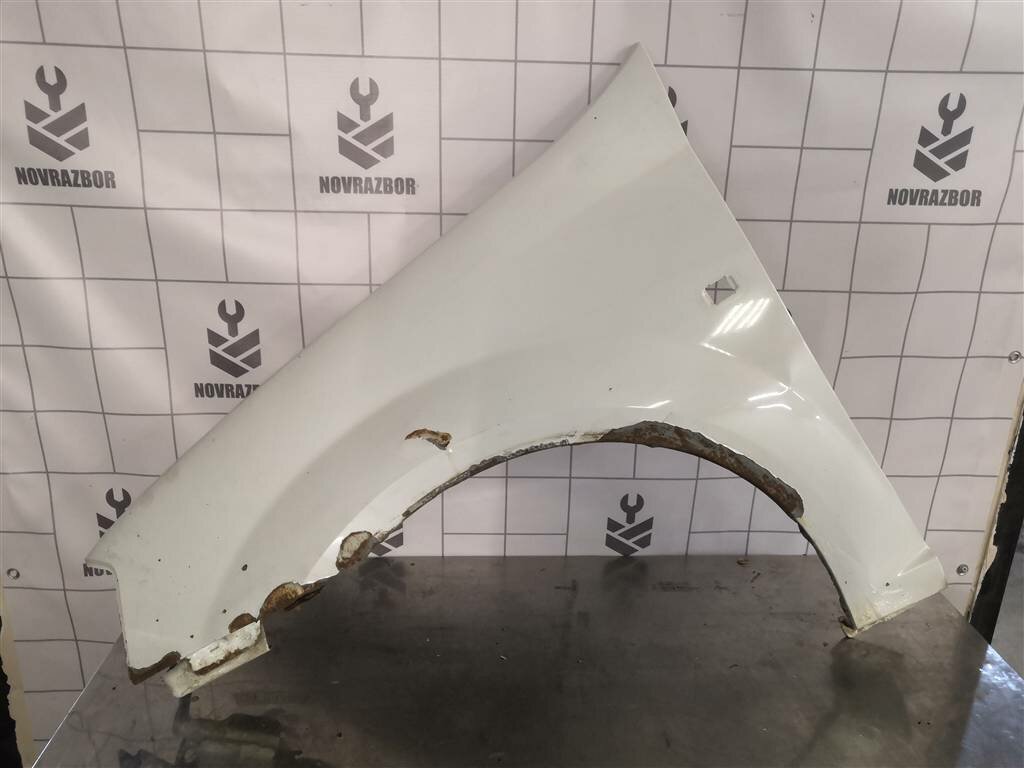 Крыло переднее левое Renault Logan 2005-2014