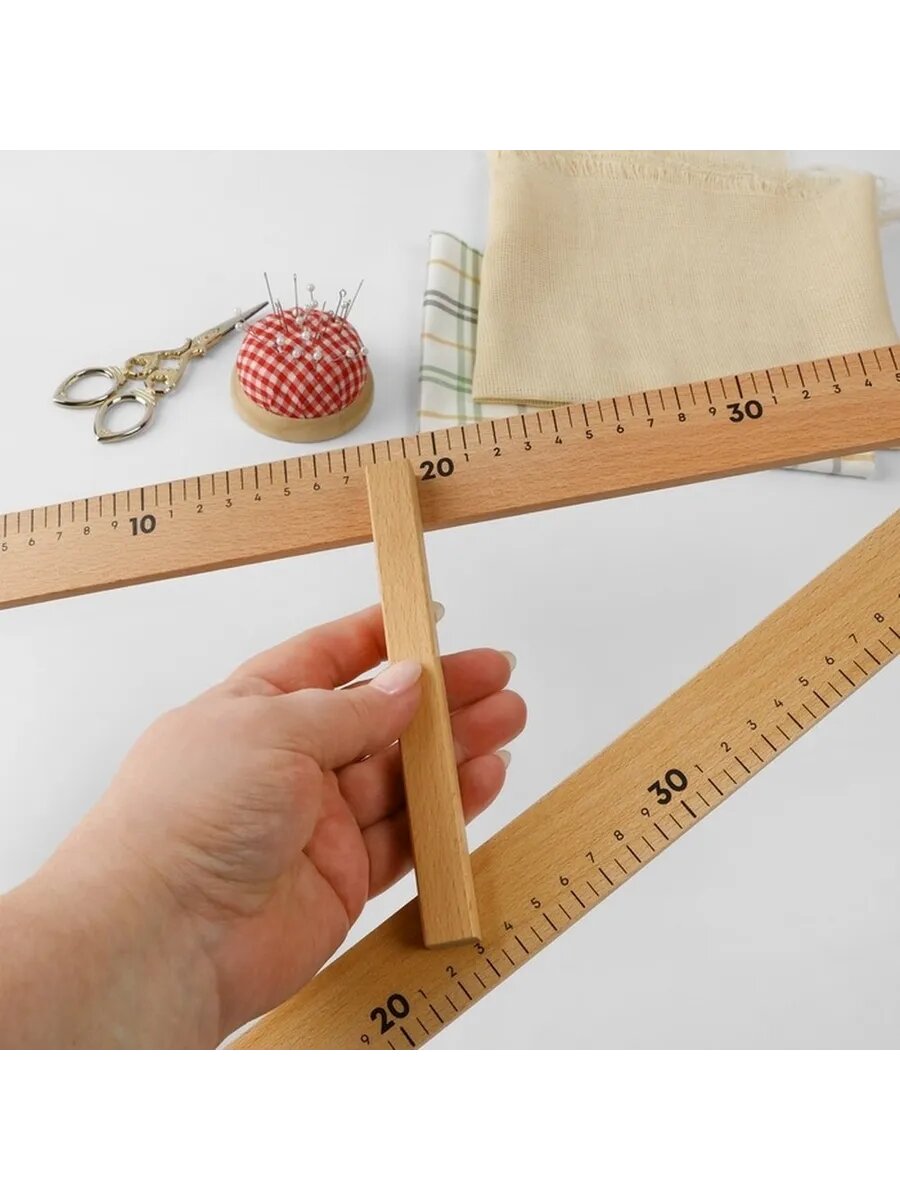 Портновский угольник из дерева 50x32,5 см