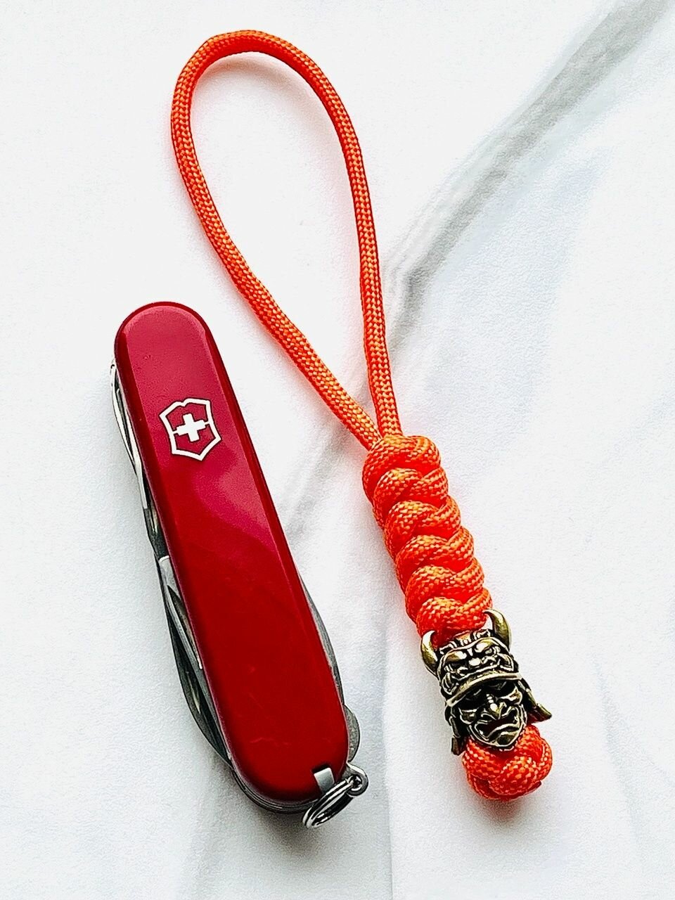 Темляк для ножа