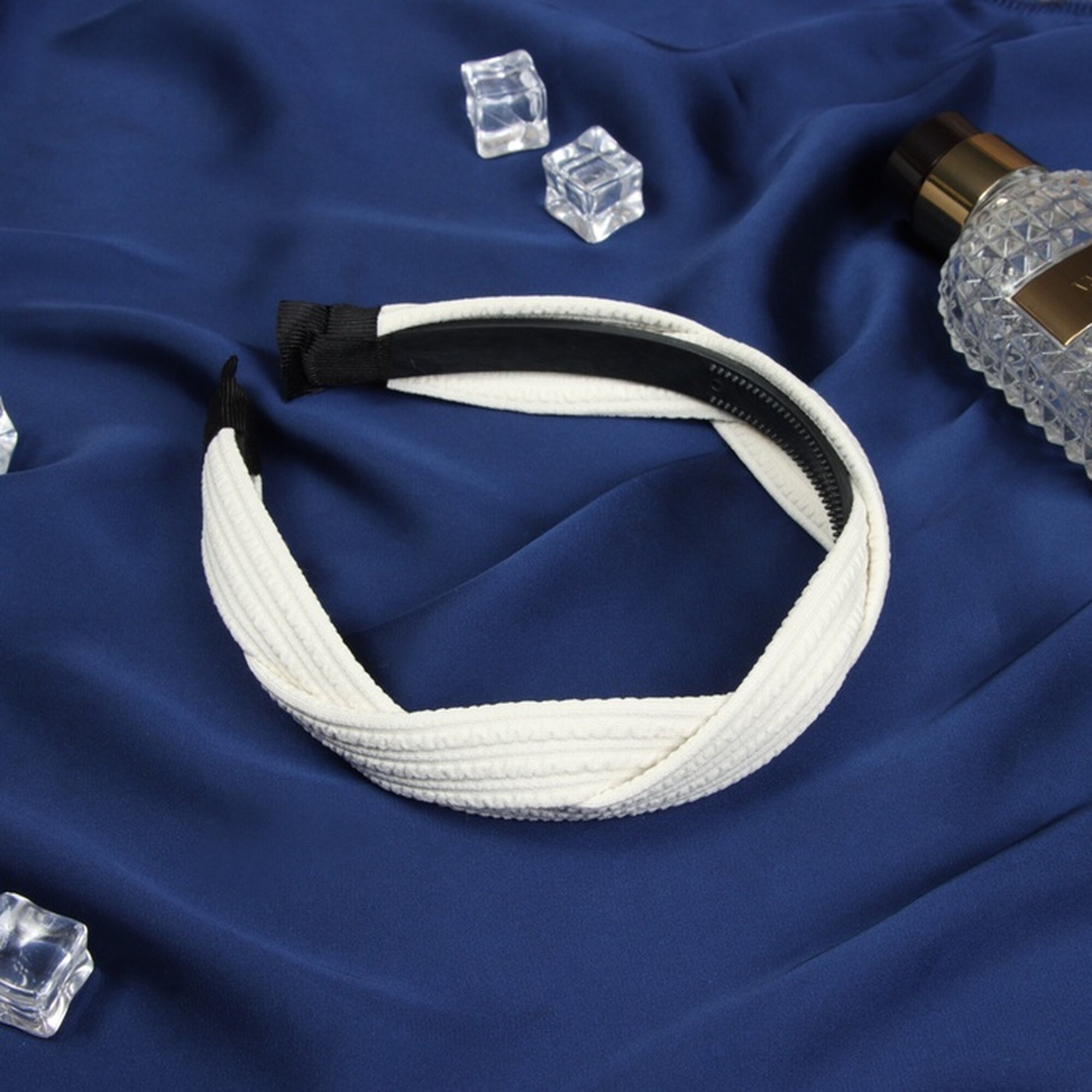 Ободок для волос Queen Fair «Жаннет», коса плетения, бежевый, текстиль/пластик, 3 см