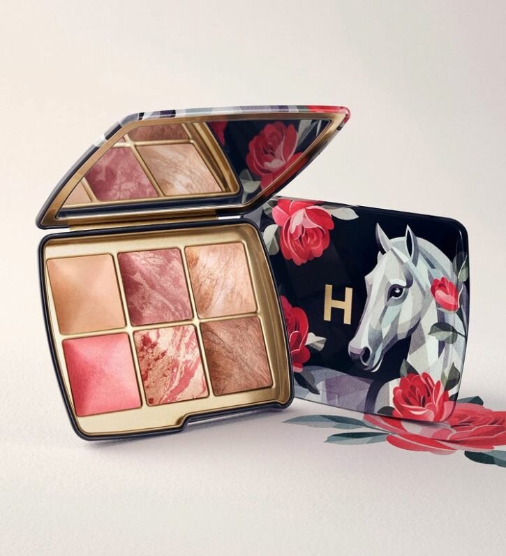 Hourglass Ambient Lighting Edit редактирование палитры рассеянного света/Подсветка, румяна, контур/2025 Horse palette