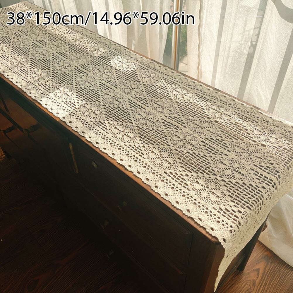 Хлопковая вязаная крючком скатерть-дорожка