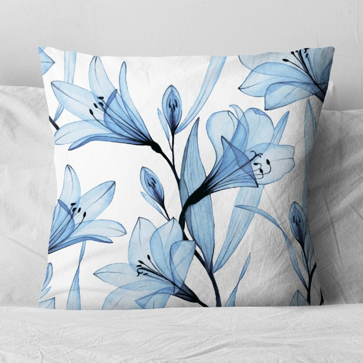 Чехол для подушки Голубые первоцветы велюр 40х40