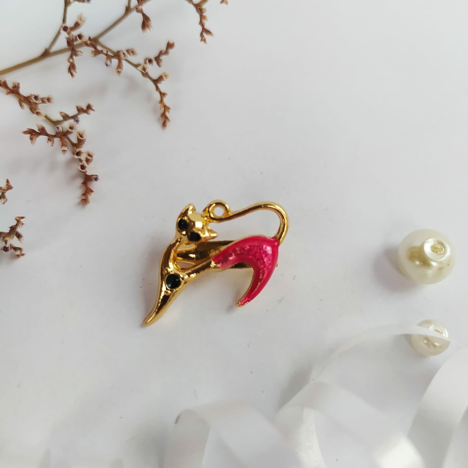 Брошь, эмаль