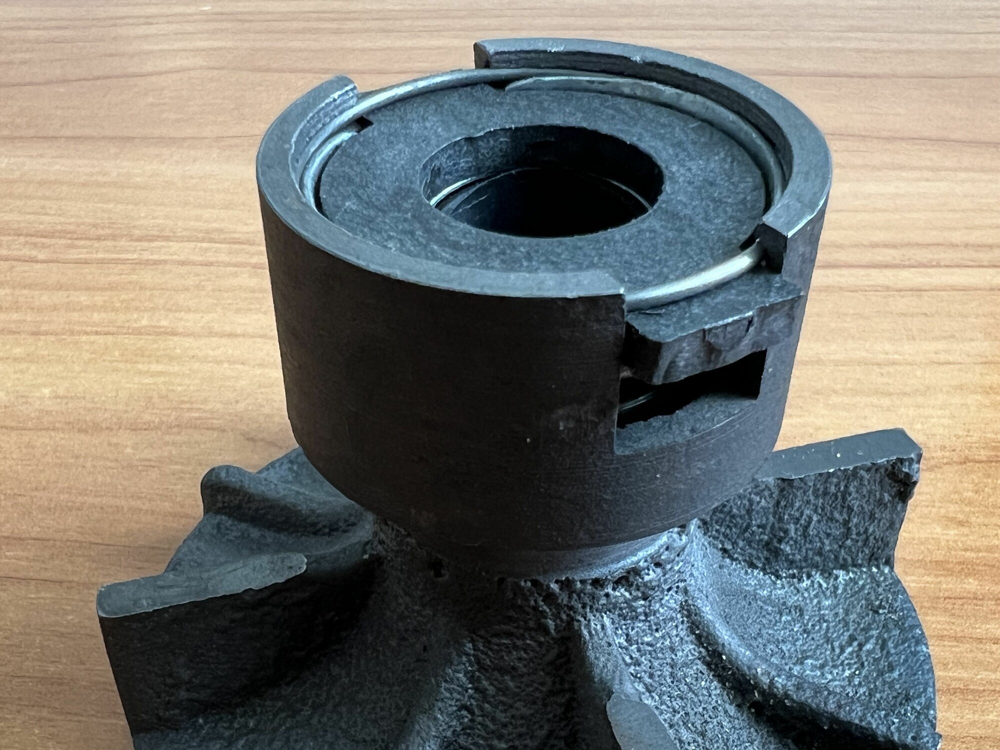 Крыльчатка помпы 90 л/с в сборе для УМЗ 417 УАЗ. Товар уцененный