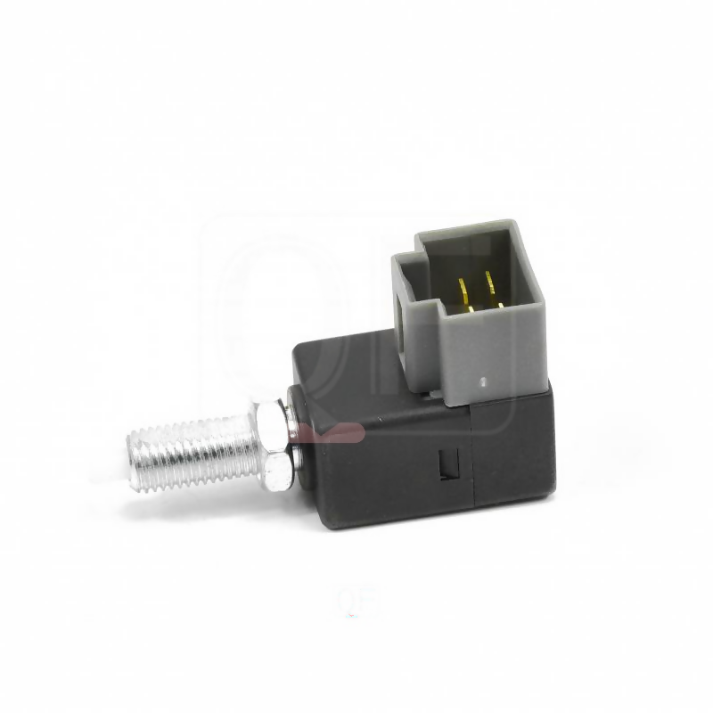 QUATTRO FRENI qf07f00007 (938101C800 / 9381038110 / 938103K000) датчик включения стоп-сигнала
