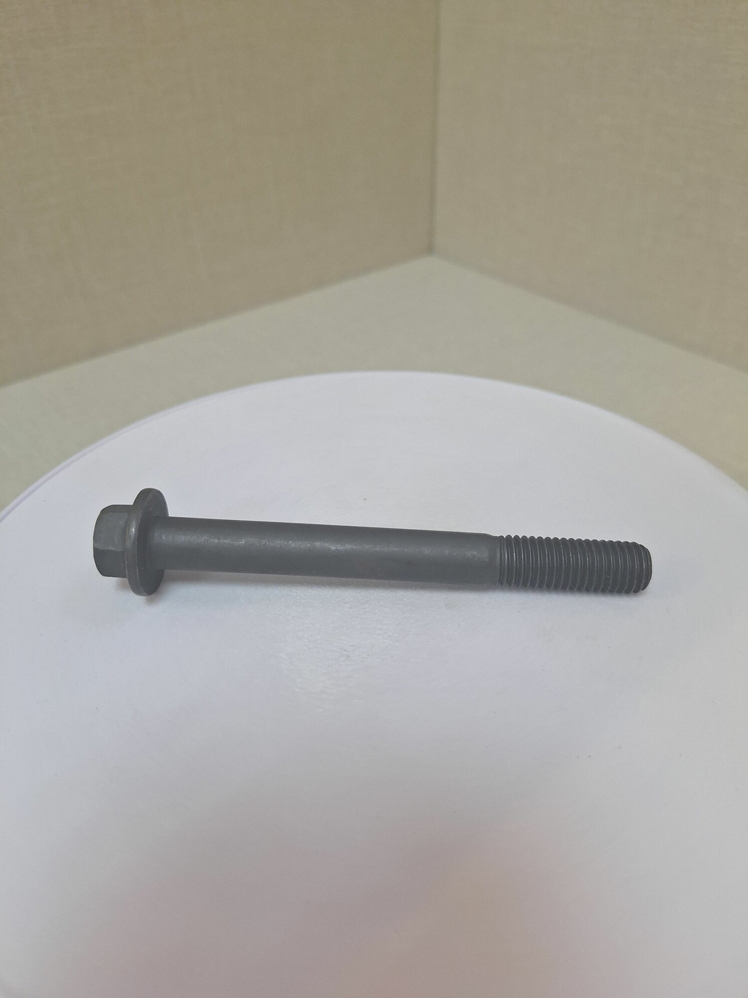 3089188 Болт крепления картера маховика ISF3.8