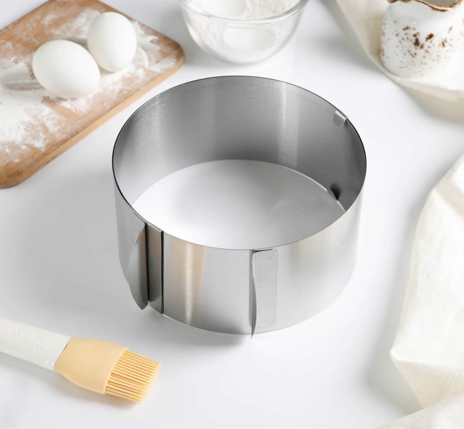 Форма для выпечки и выкладки с регулировкой размера