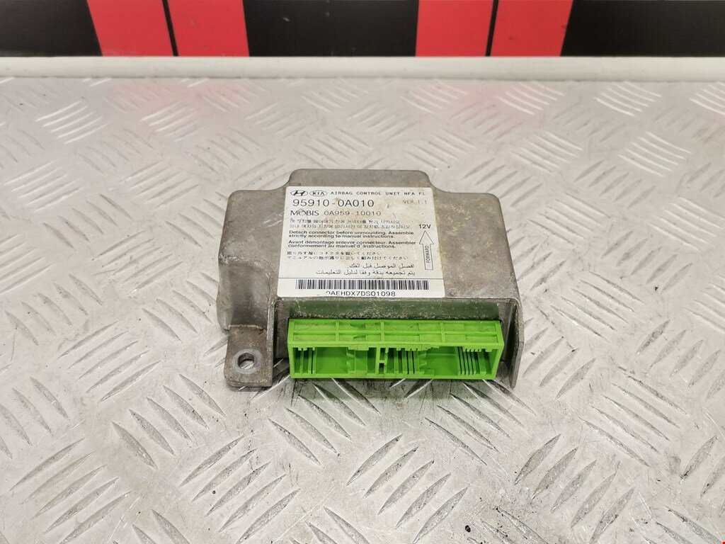 Блок управления Air Bag Hyundai Sonata 5 959100A010 арт. 1076138