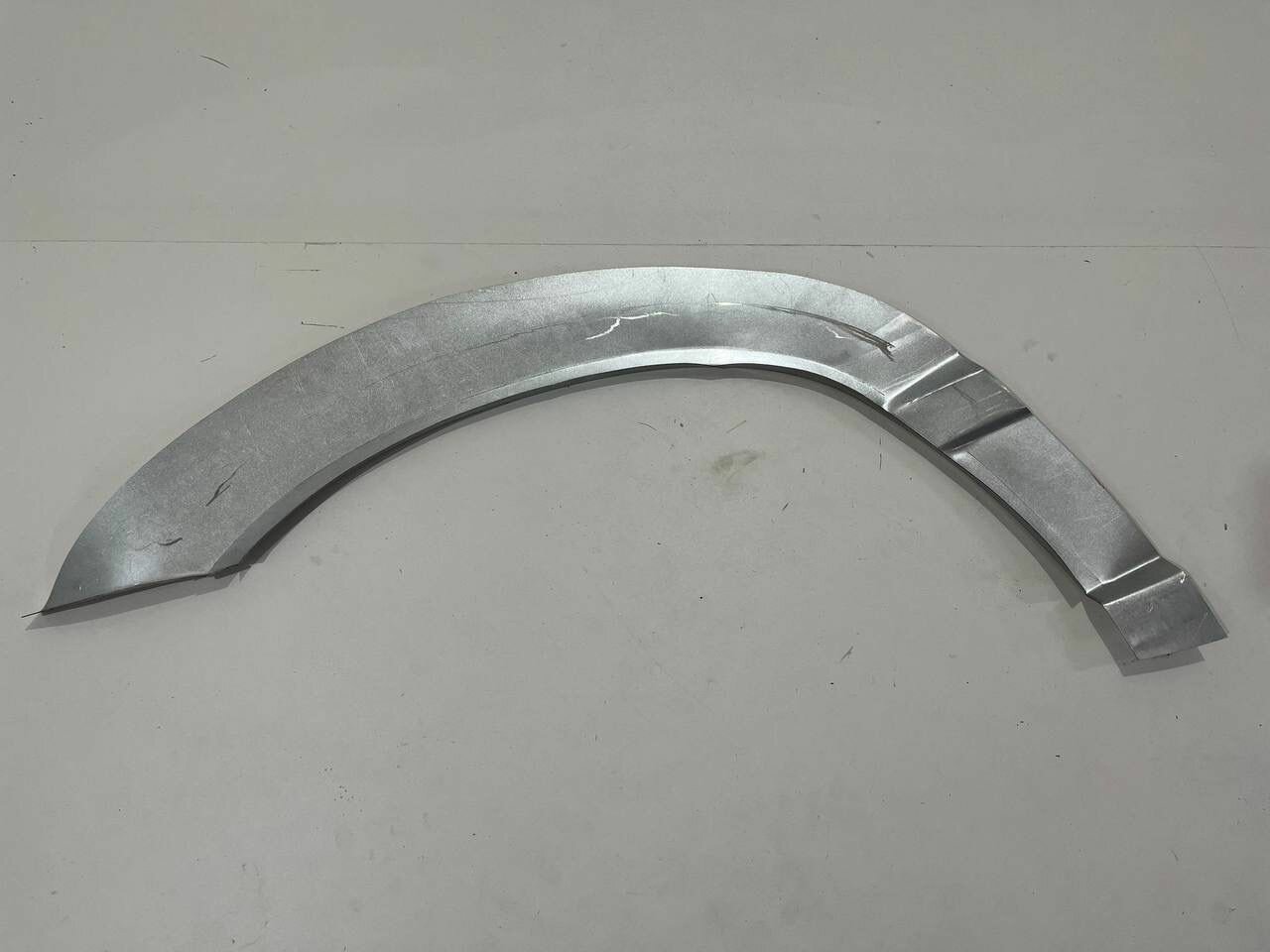 Арка задняя правая BMW E32 , для автомобиля БМВ Е32 , арки для автомобиля