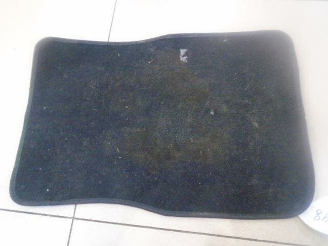 Коврик салона передний правый от Chevrolet Cobalt 2012-2015