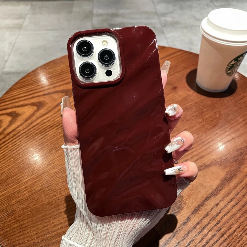 Бордовый шелковый чехол для iPhone 15 ProMax