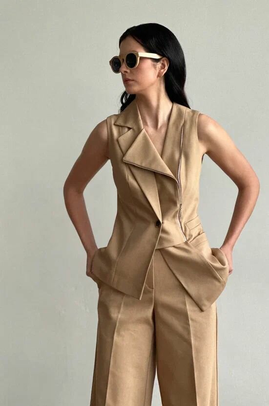 Жилет Осень-зима 2024