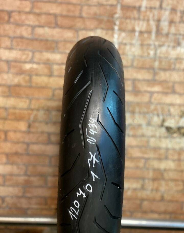 Моторезина 120/70 R17 Pirelli Diablo Rosso 2 No434