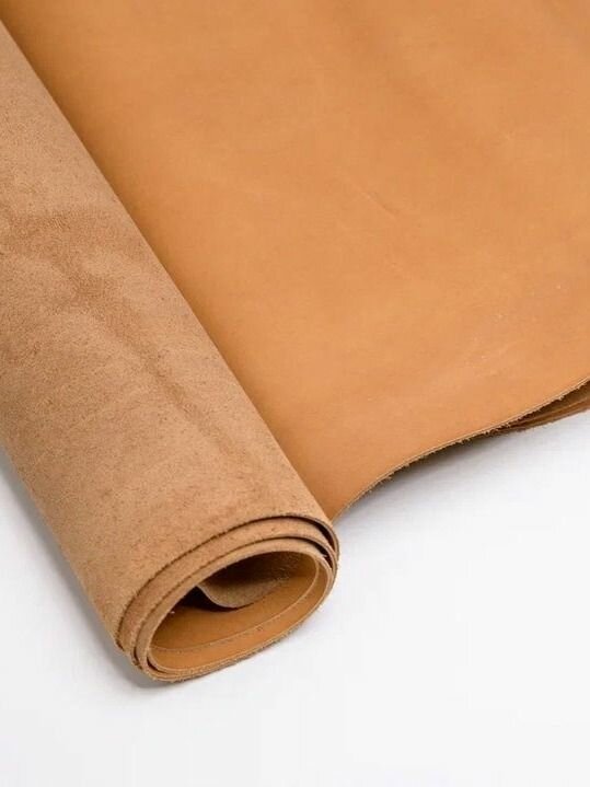 Кожа натуральная в листах. Краст 1.4-1.6 без сорта (!) . А2. Рыже-коричневый.