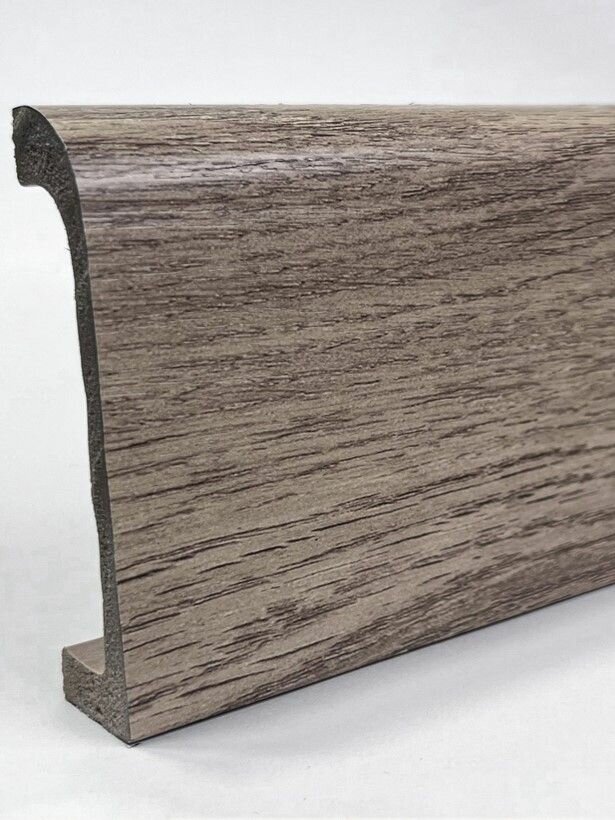 Плинтус напольный bello deco ПЛ16 80х19х2000 мм, ударопрочный, цветной с текстурой, Осветленный дуб