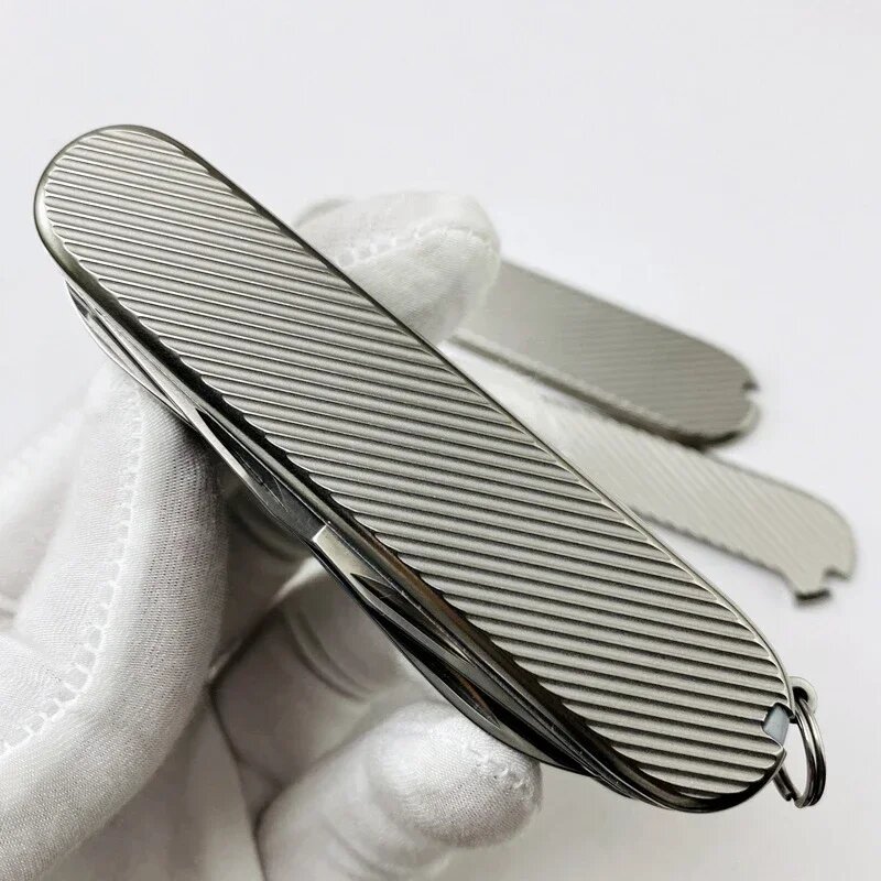 Накладки на ручку ножа Victorinox 91 мм из титанового сплава TC4 Model B