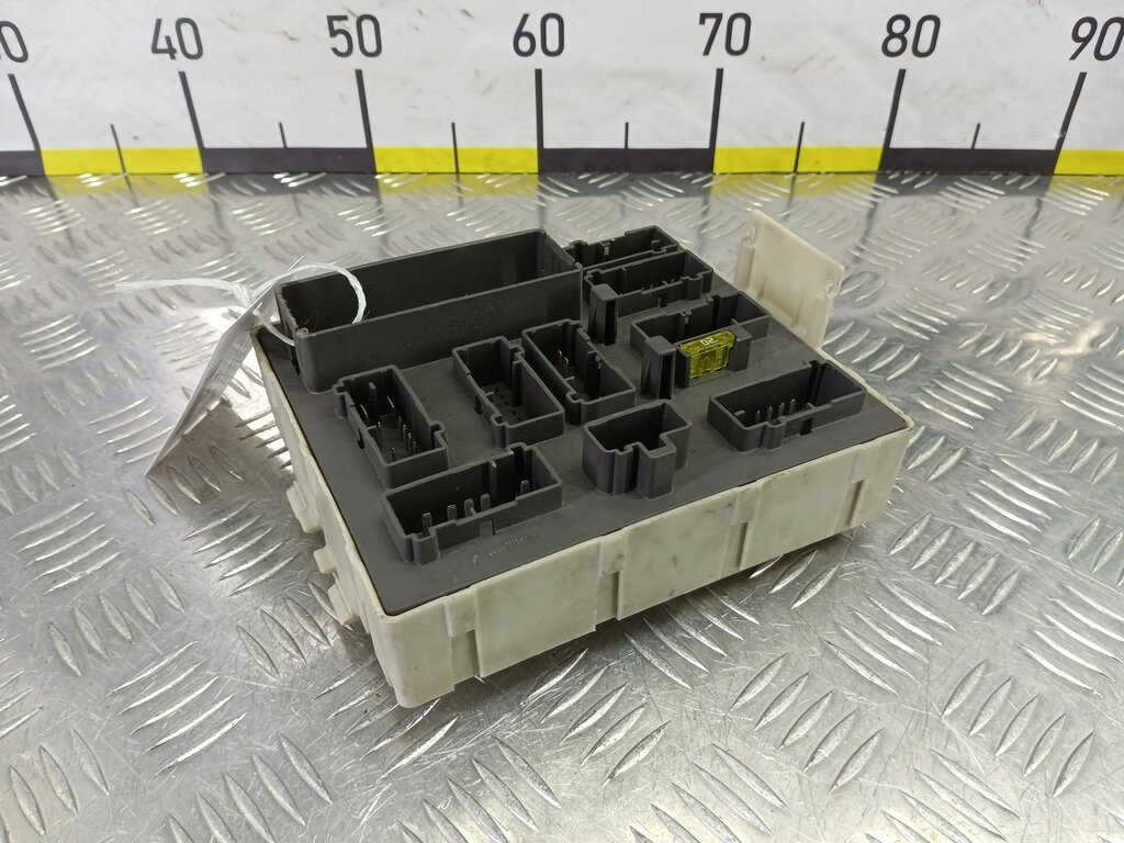 Блок предохранителей Б/У для FORD Tourneo Connect I (2002—2009) 1504506