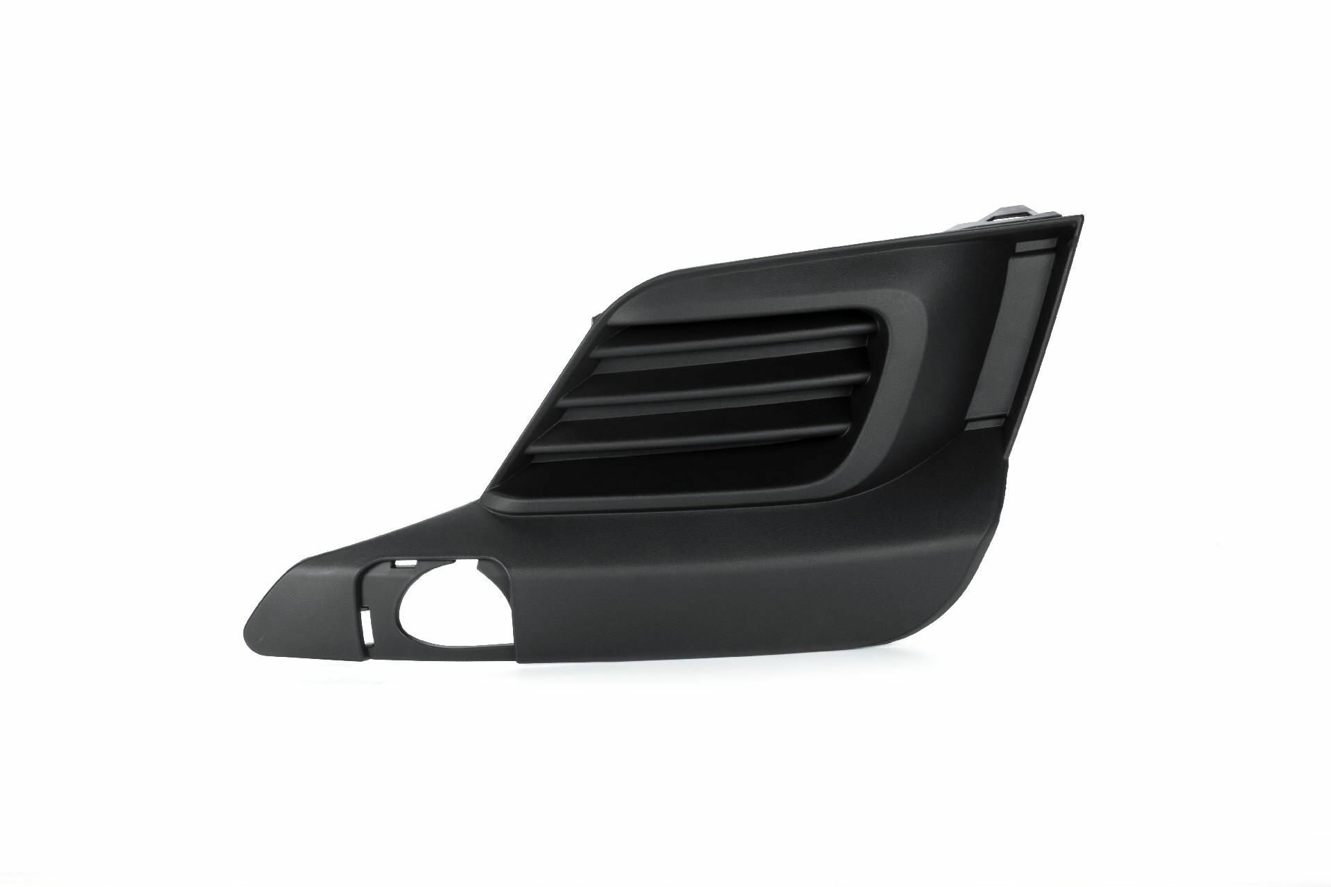 Рамка противотуманной фары правой Metaco 8500-341