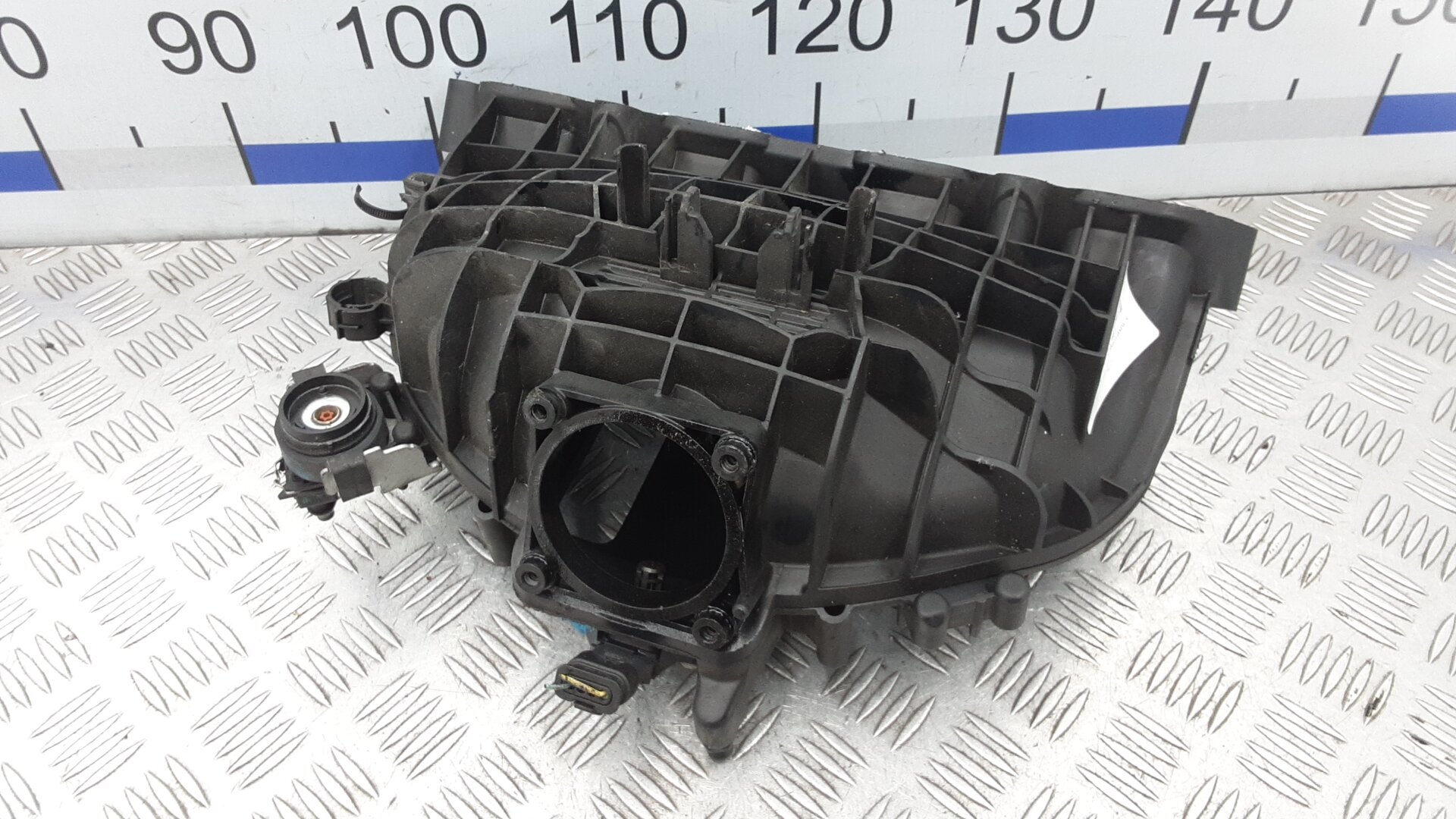 Впускной коллектор бензиновый BMW 5 F10/F11