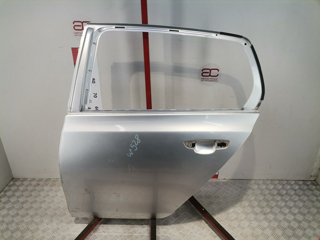 Дверь задняя левая Volkswagen Golf 6 5K6833055K арт. 2118790