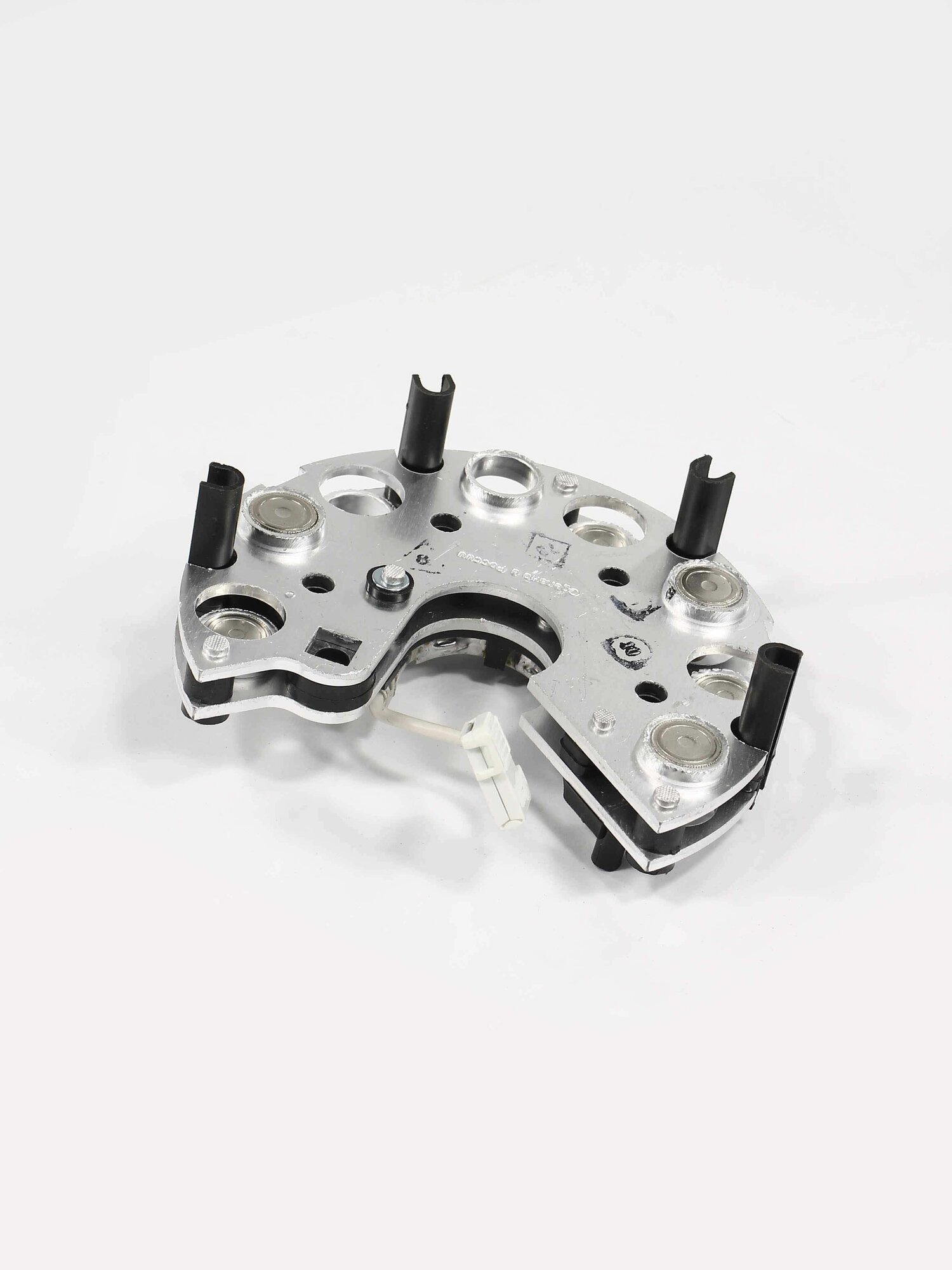 Мост диодный для Ваз 2108-2110, 2112, 2114, 2115, ГАЗ дв. 406, 405, 409 (105А) генератор БАТЭ (6