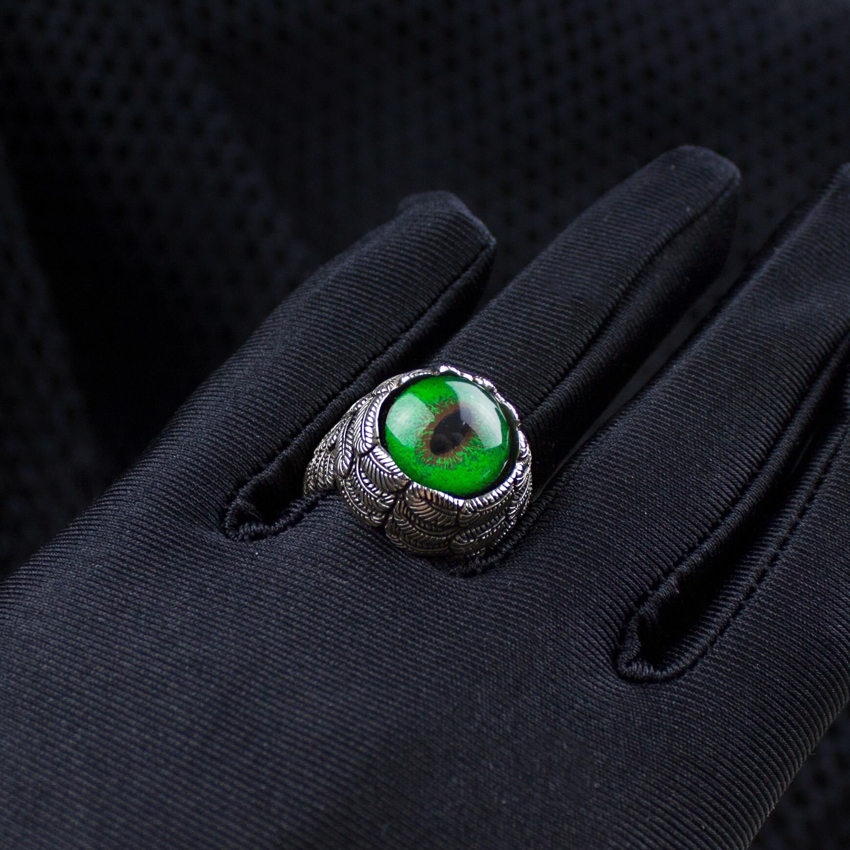 Кольцо, стекло